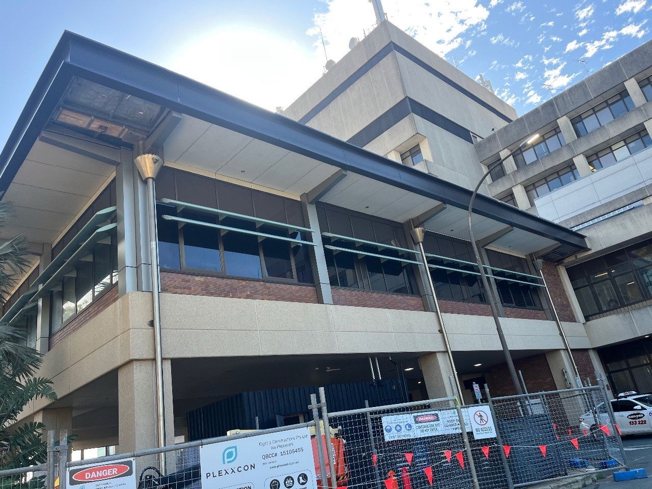 PLEXXCON – Complex Construction